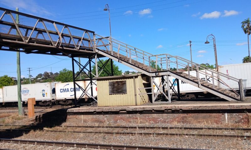 Inland Rail: Junee footbridge set to fall in longest shutdown yet