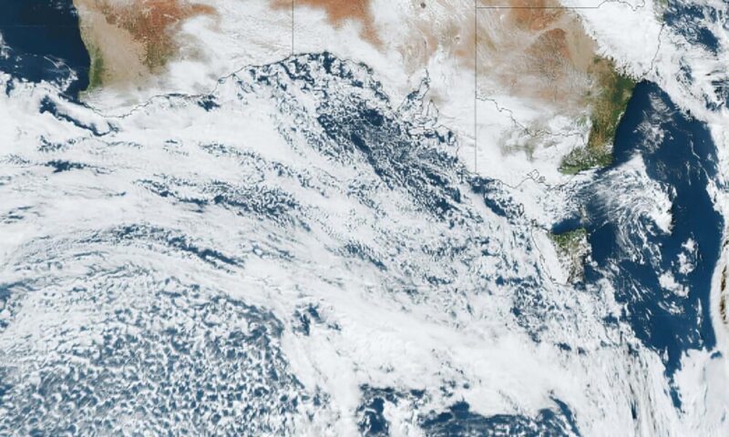 Polar blast to bring low-level snow, hail and icy wind